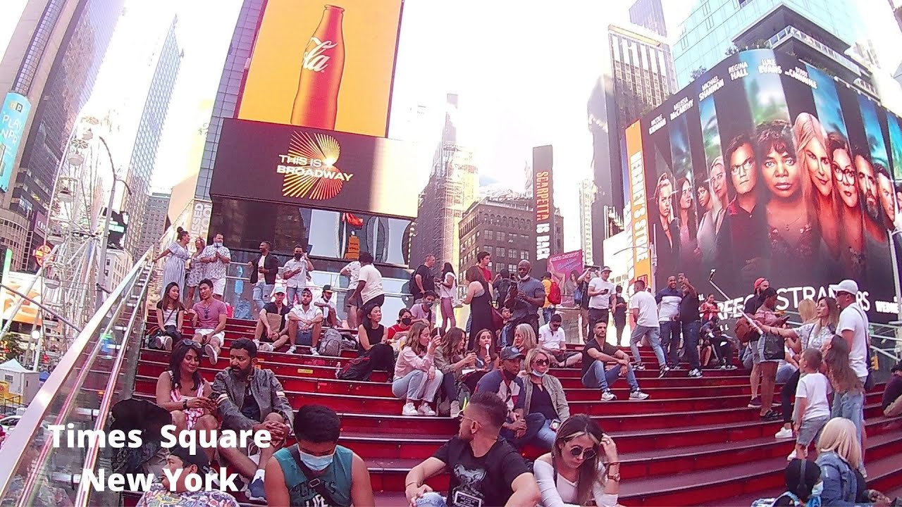 Walking Tour to Times Square From 33rd Street in New York City USA ...