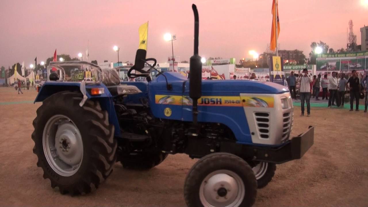 Josh Tractor Drive Without Driver - YouTube