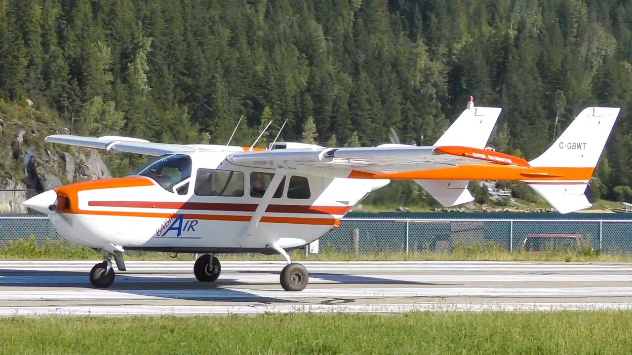 Cessna 337 Skymaster Takeoff - YouTube