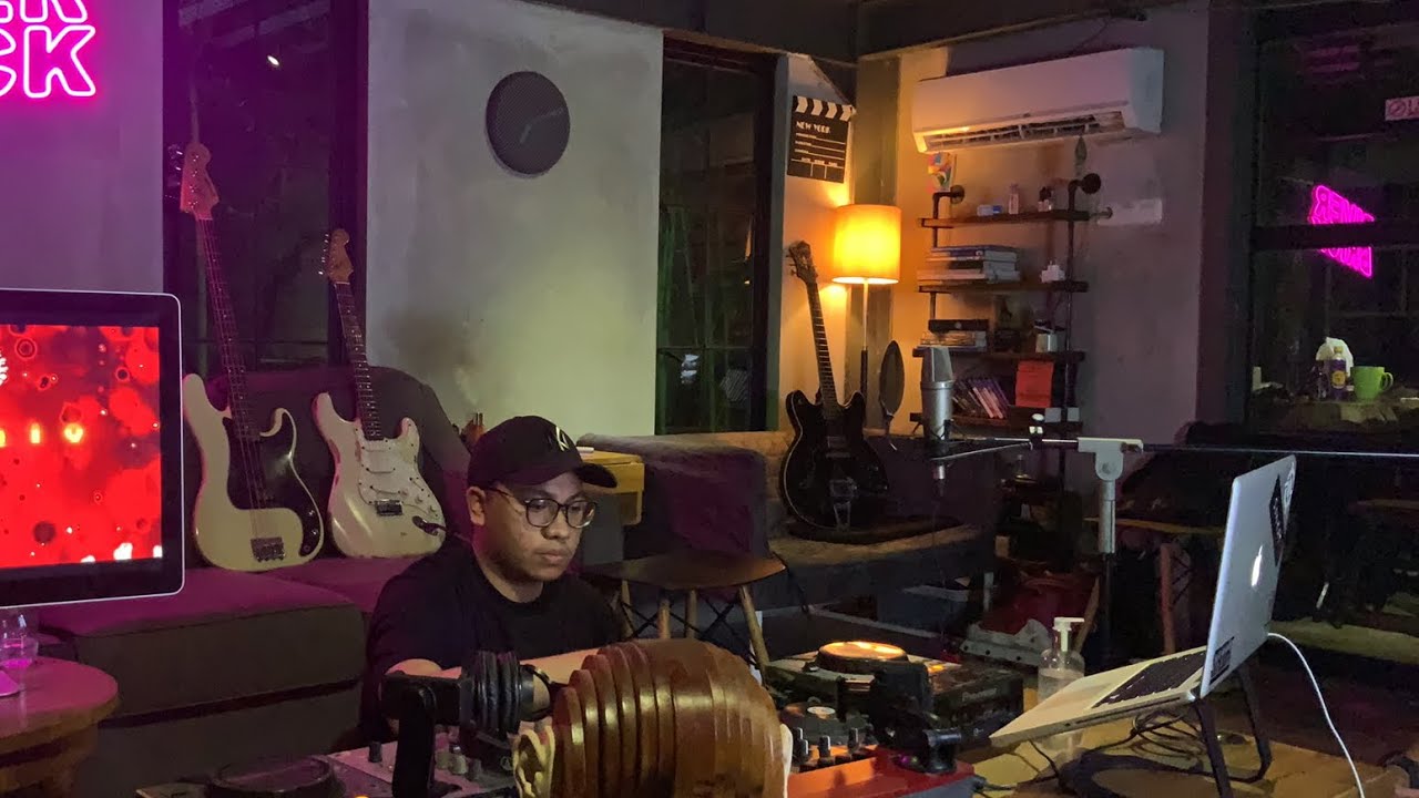 Live set Isolation room #DiRumahAja - YouTube