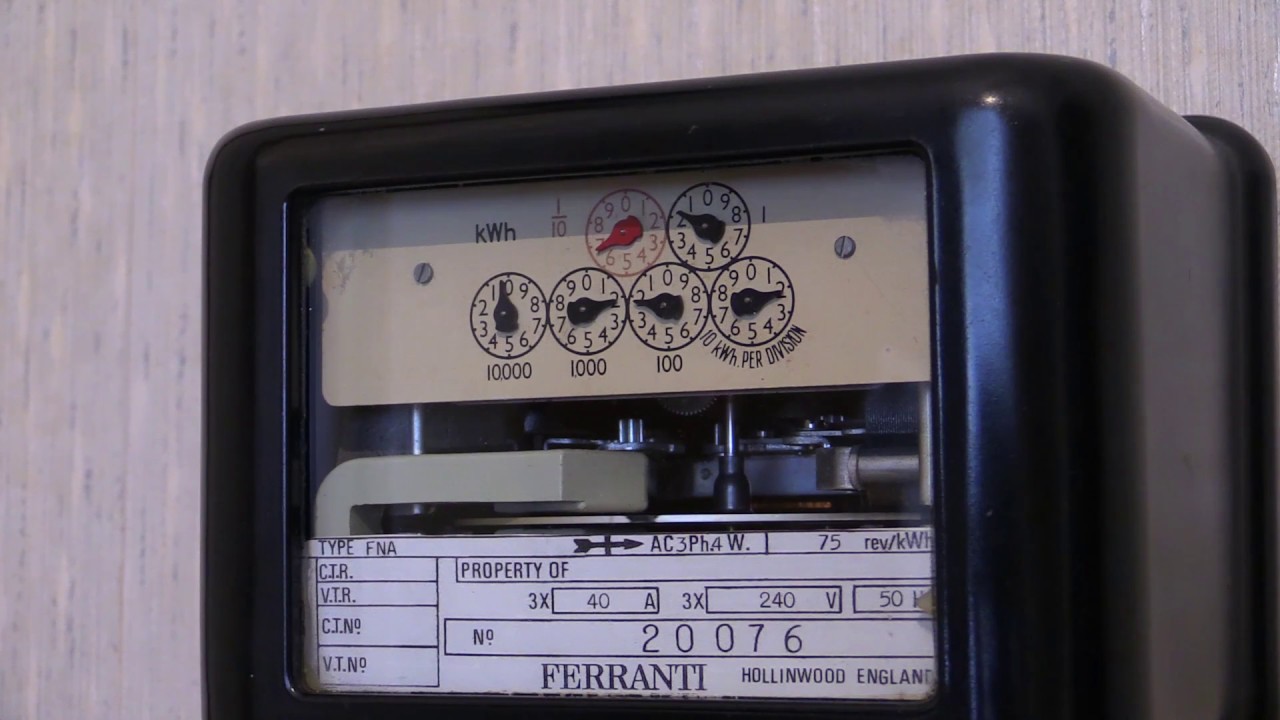 Powered : Customer's Ferranti FNA 3ph 4W whole current kWh meter. - YouTube