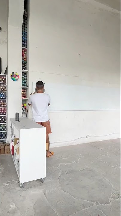 Очень длинная картина #современноеискусство - YouTube