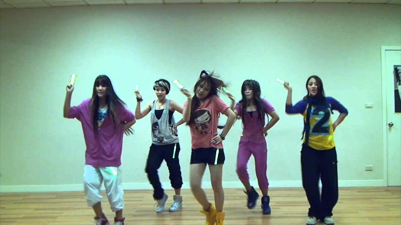 Candy Mafia - Blink Blink [Dance Ver.] - YouTube