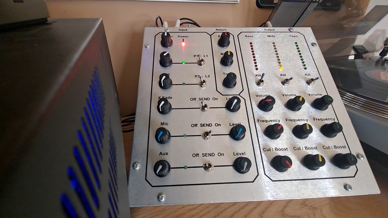 Mostec Micro Pre Amp Test - Playing Iration Steppas - YouTube