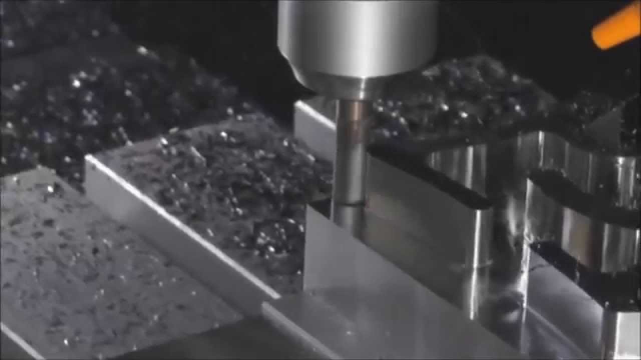 HURCO high speed cutting at 20.000 mm/min at TECHNISHOW 2014 - YouTube