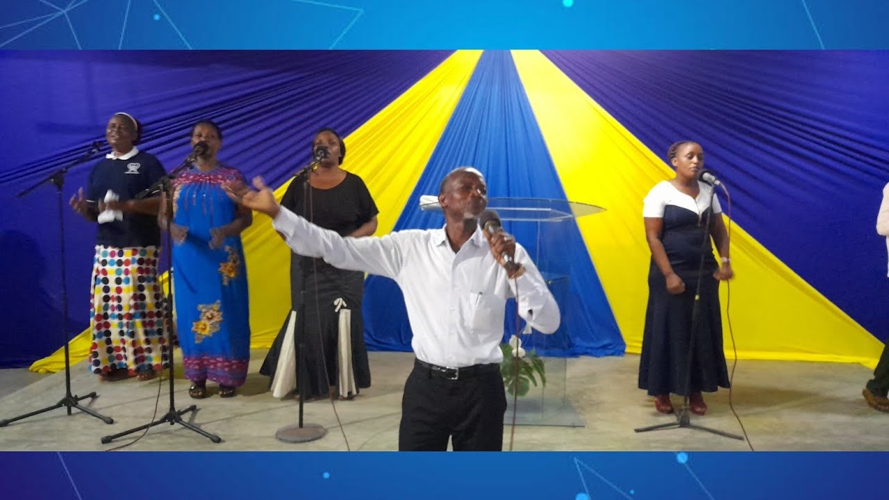Team praise and worship at work. - YouTube
