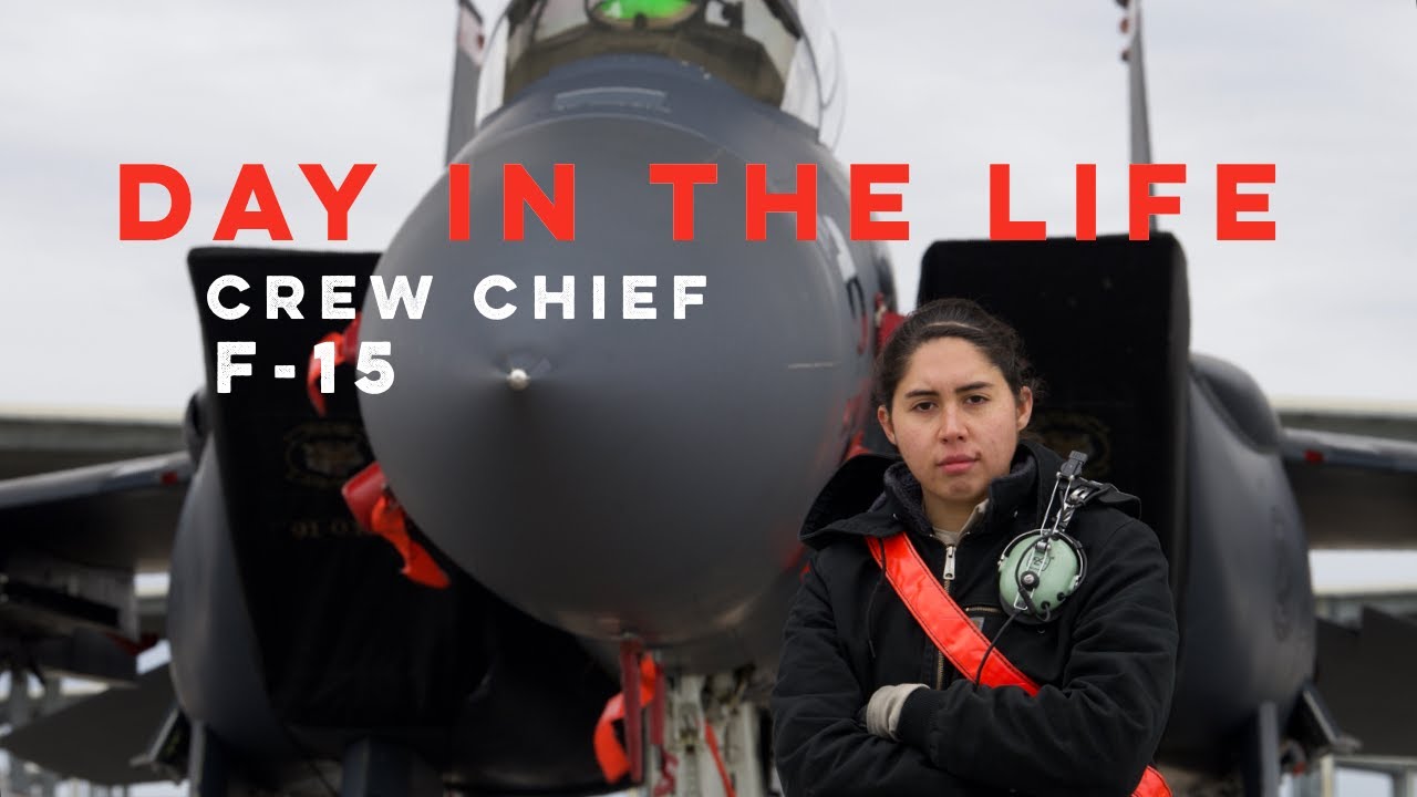 DAY IN THE LIFE OF A CREW CHIEF //USAF - YouTube