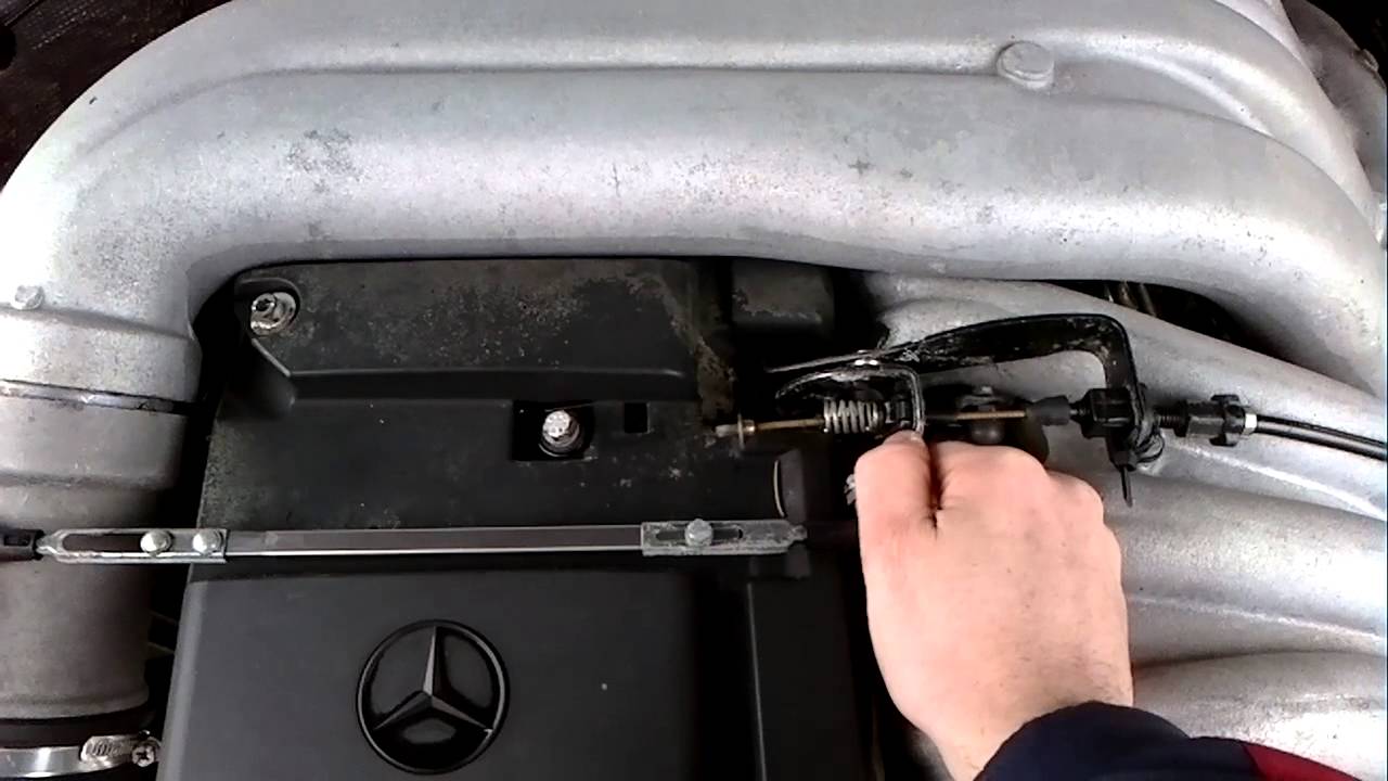 Mercedes W124 300D 24V - Engine running - YouTube