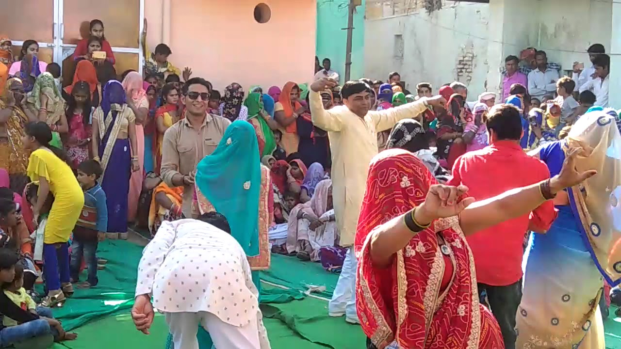 Bathain kalan chhata mathura - YouTube