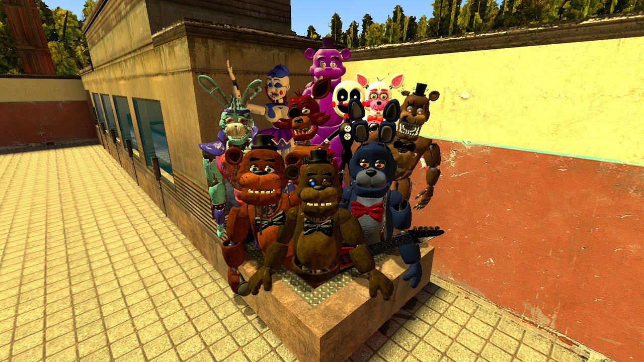 SPARTAN KICK HYPER RUBY vs GOLD GLAMROCK ANIMATRONICS! | FNAF Security ...