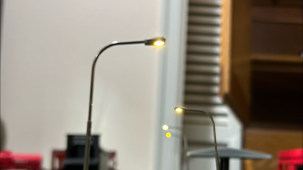How to wire ho scale street lights - YouTube