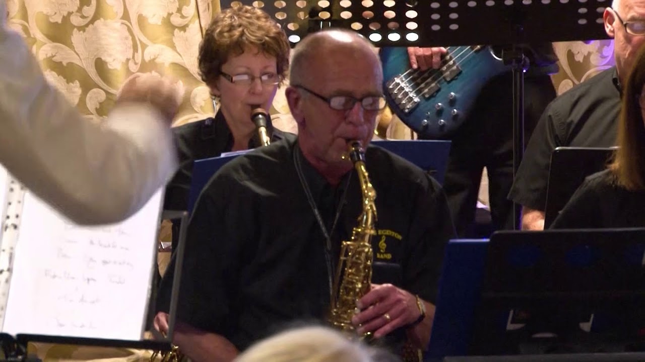 'Blue Skies'. The Dave Egerton Big Band. - YouTube