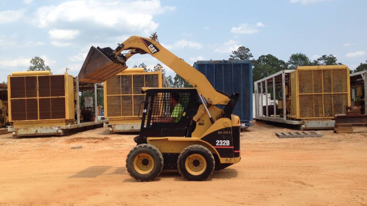 2005 CATERPILLAR 232B - YouTube