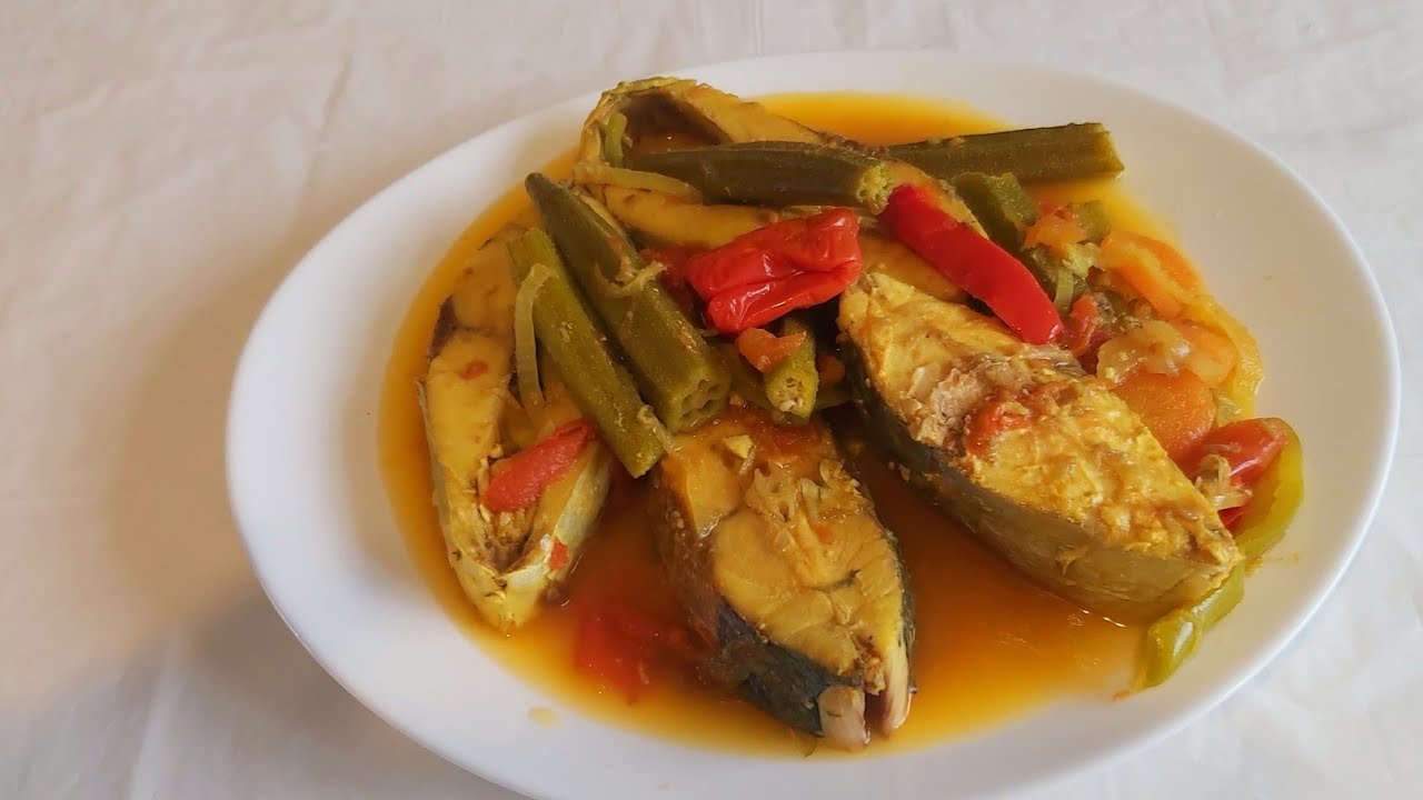 how to make fish soup /jinsi ya kupika mchuzi wa samaki wa chukuchuku ...