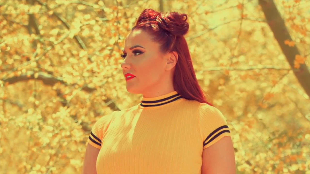 Ruby Red - Sexy Model Photoshoot - YouTube