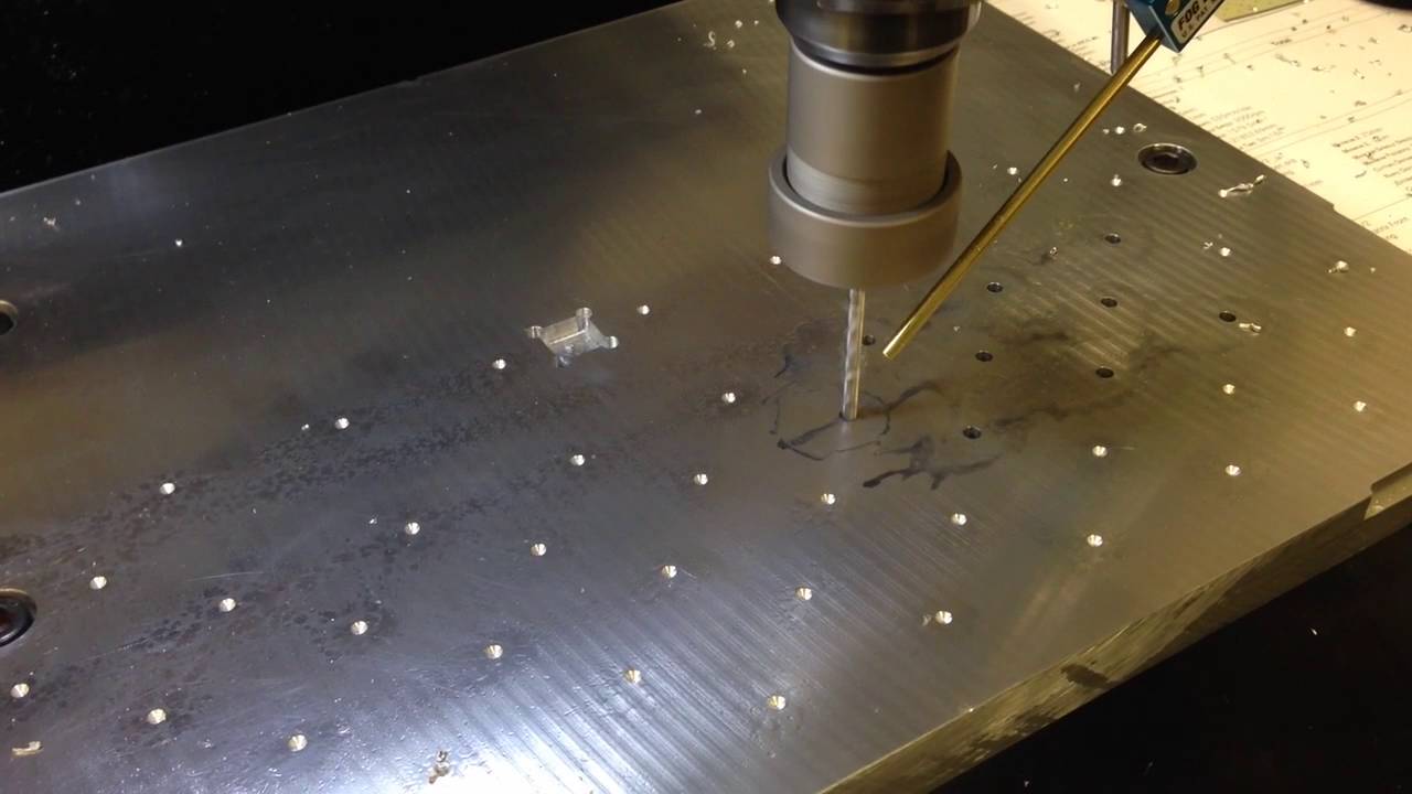 CNC Peck-drilling aluminium - YouTube