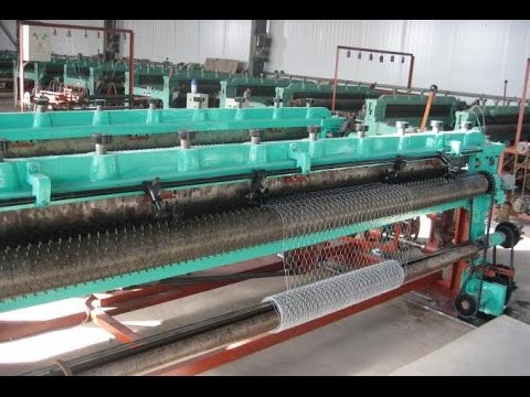 Small hexagonal wire netting machine(Hexagonal wire mesh machine) - YouTube