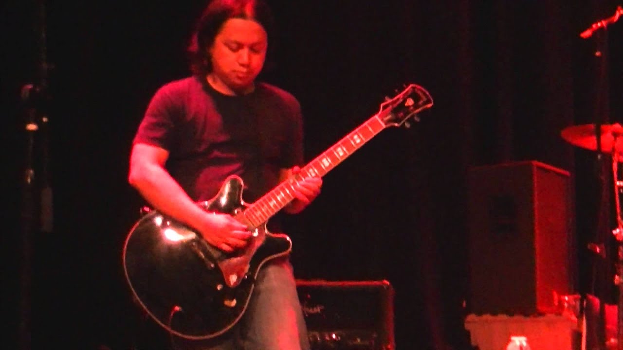 Loonie - 3 Stars and a Sun - YouTube