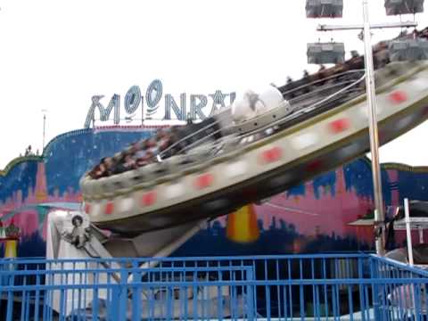 My experience in Moonraker ride at FujiQ - Unmesh - YouTube