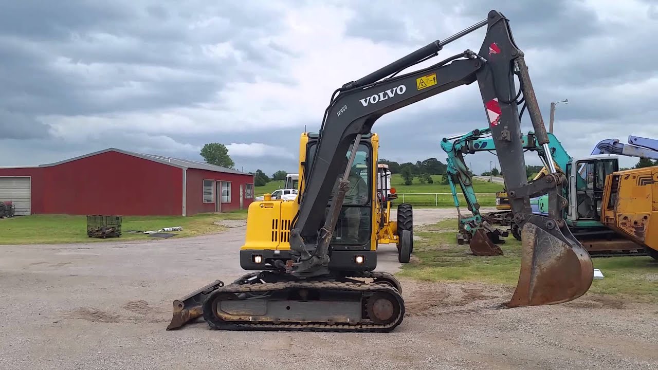Volvo EC55 - YouTube