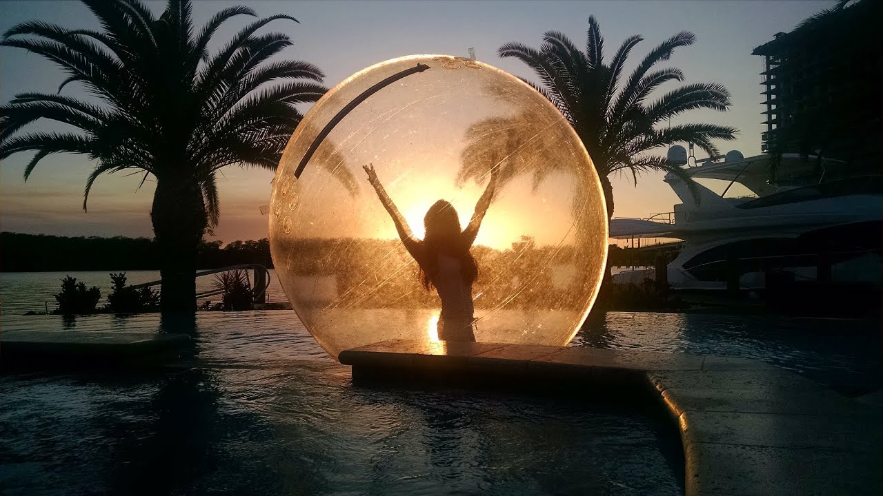Bubble Dancer Miami, Inflatable Bubble Ballet - YouTube