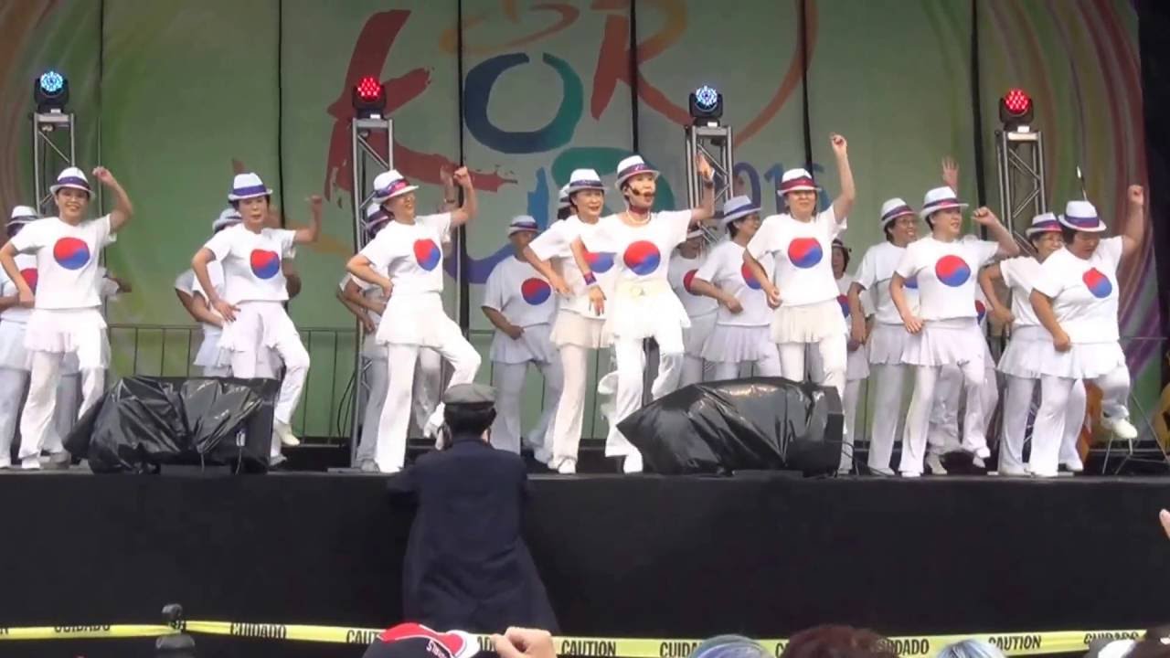 KORUS Festival 2016 -Susie Thomas Line Dance Performance - YouTube