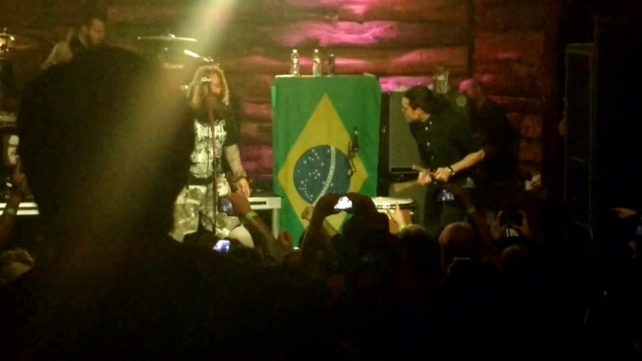 Dave Bland from Full of Hell jamming with Max and Igor Cavalera in ...