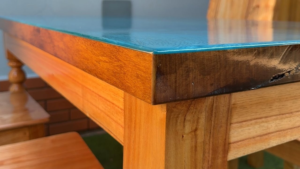 DIY Dining Set: Simple, Harmonious Design with Inexpensive Wood - YouTube