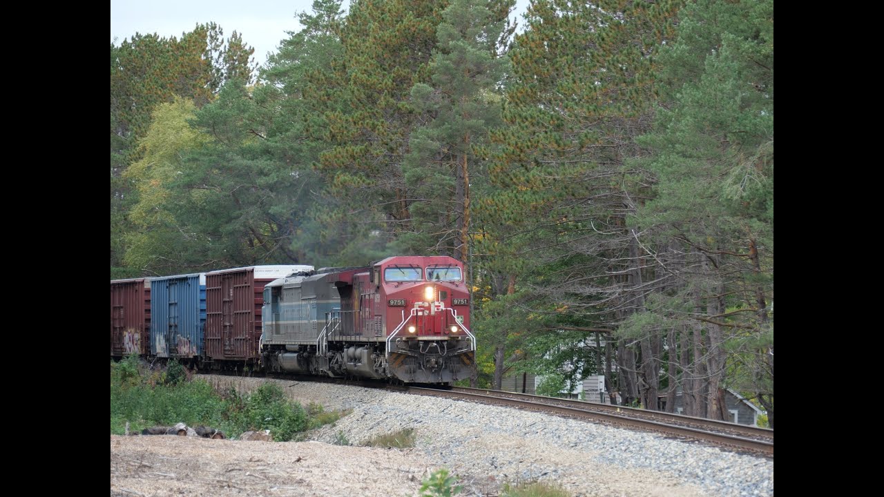 CP 9751 leads CP 142 East on the Moosehead East Sub 9/29/21 - YouTube