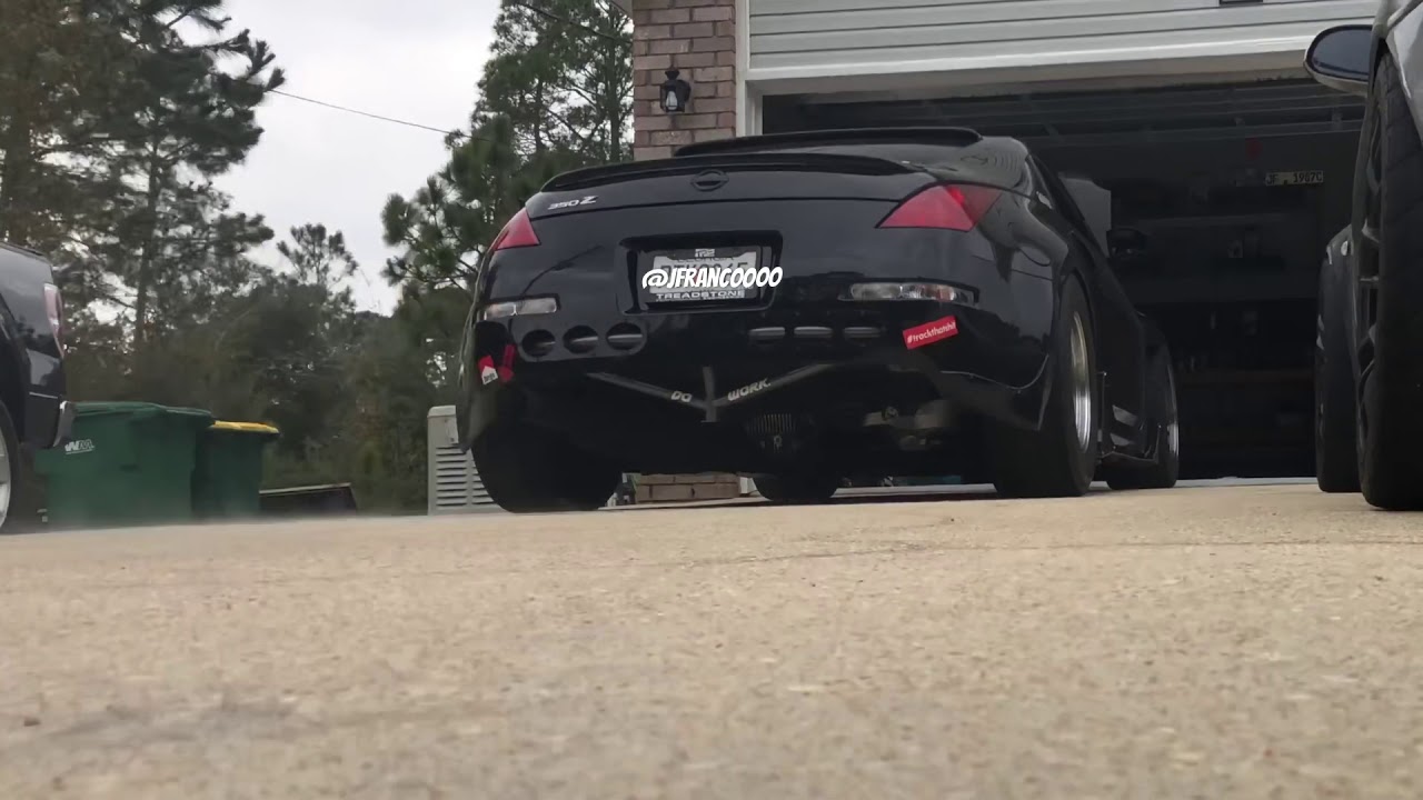 Built boosted 350z revs (backfire) - YouTube