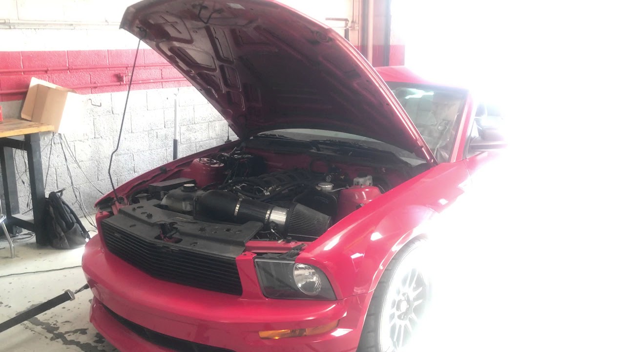 Coyote swapped s197 3v dyno - YouTube