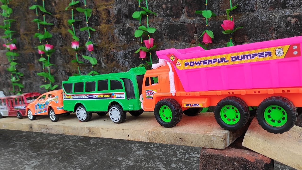 Khilone wala Cartoon! toy helicopter ka video! crane Bus Car JCB ...