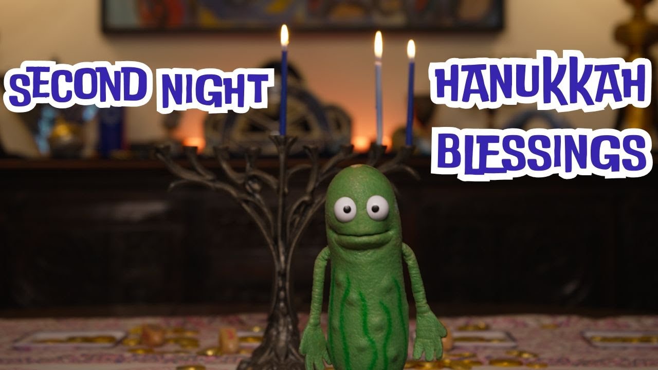 Second Night of Hanukkah Prayer Monty 🥒 Jewish Pickle Puppet Sings ...