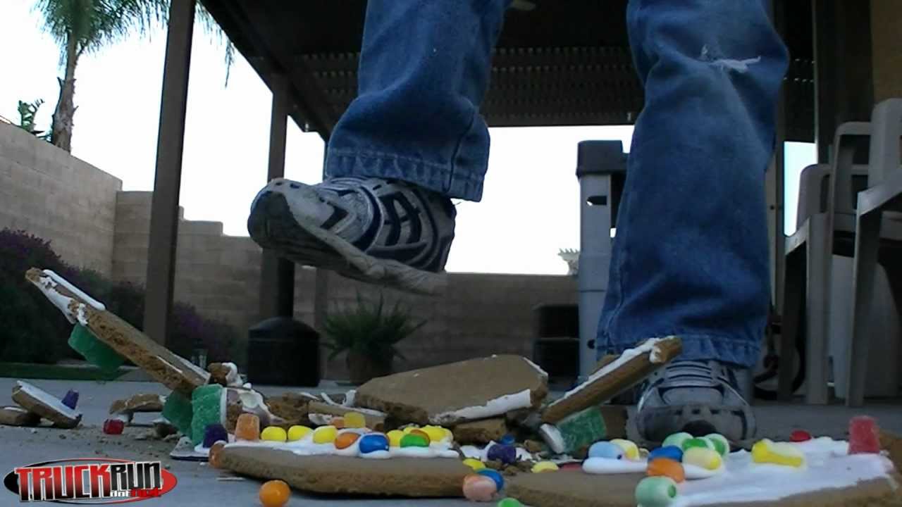 Gingerbread House Stomp & Smash! - YouTube