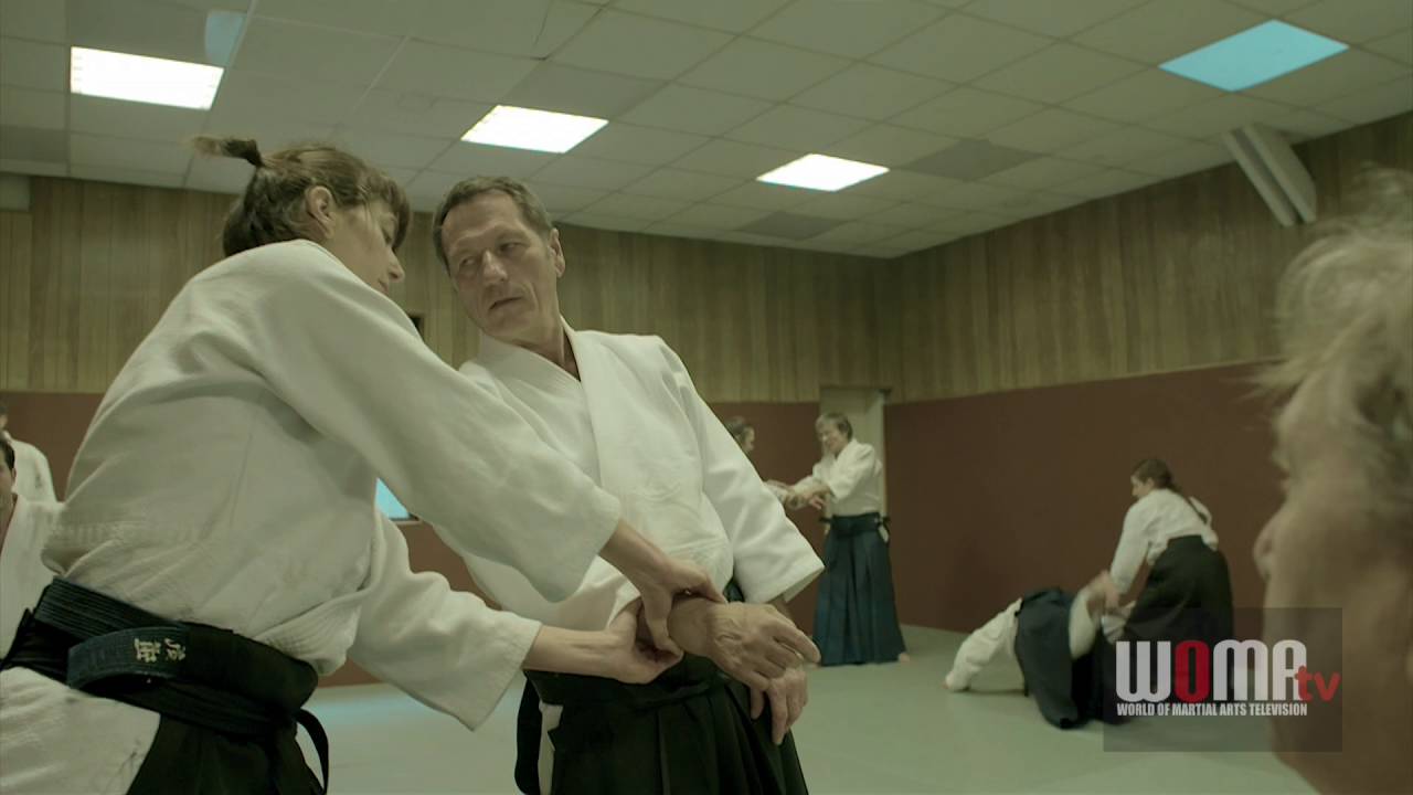 Aikido Technique 7 Plus Finesse Christian Tissier - YouTube