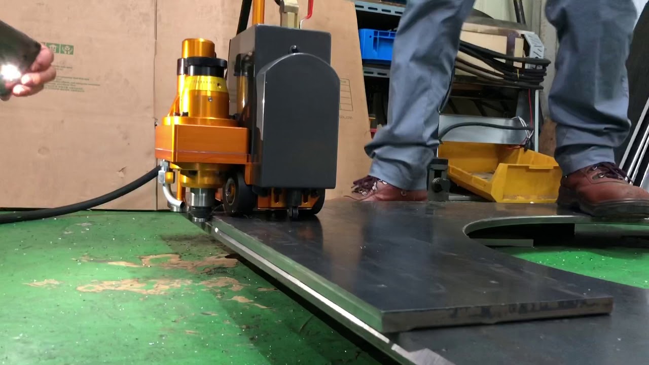 Auto edge milling machine - YouTube