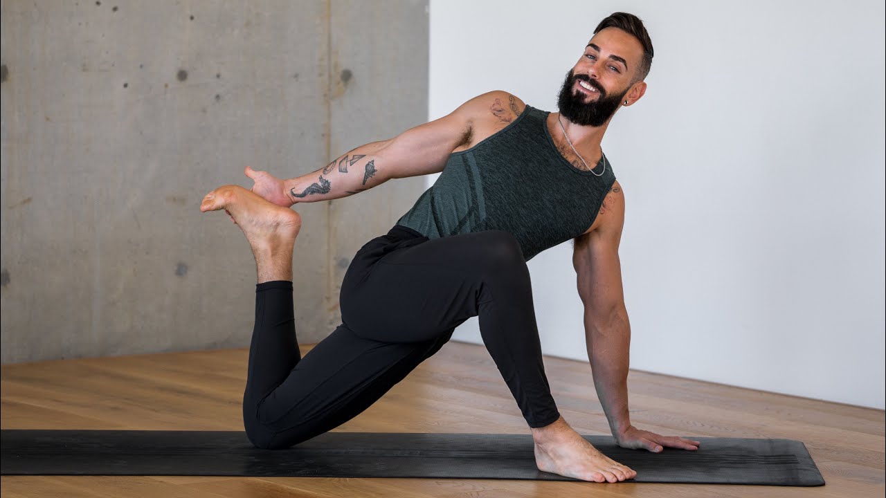 Feel Good Morning Yoga Flow | Sam Hann Yoga - YouTube