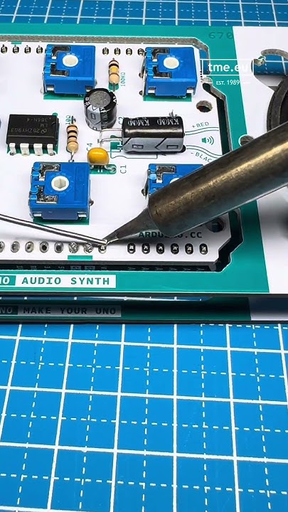 Make Your Own #arduino Based Audio Synthesizer #engineering #tme - YouTube