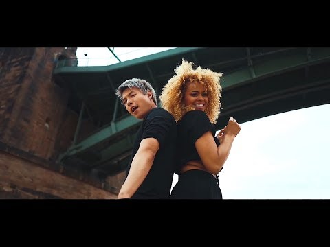 Komm wir heben ab - ZweiLand (Diana Schneider und Jay Oh)