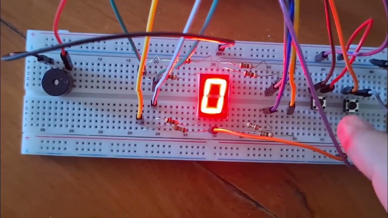 Usando Arduino para controlar display 7 segmentos - YouTube