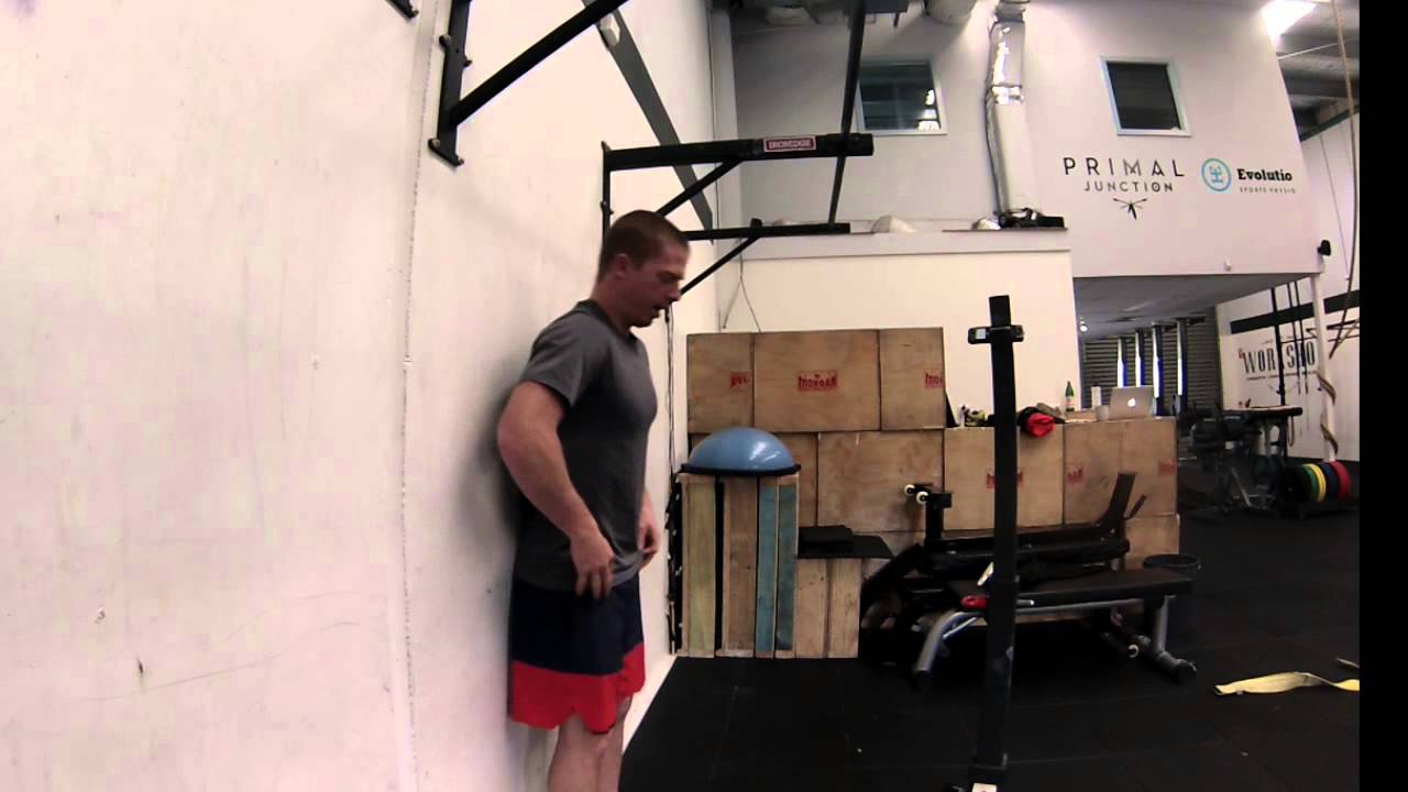 Standing Shoulder Flexion Test (tight lats?) - YouTube