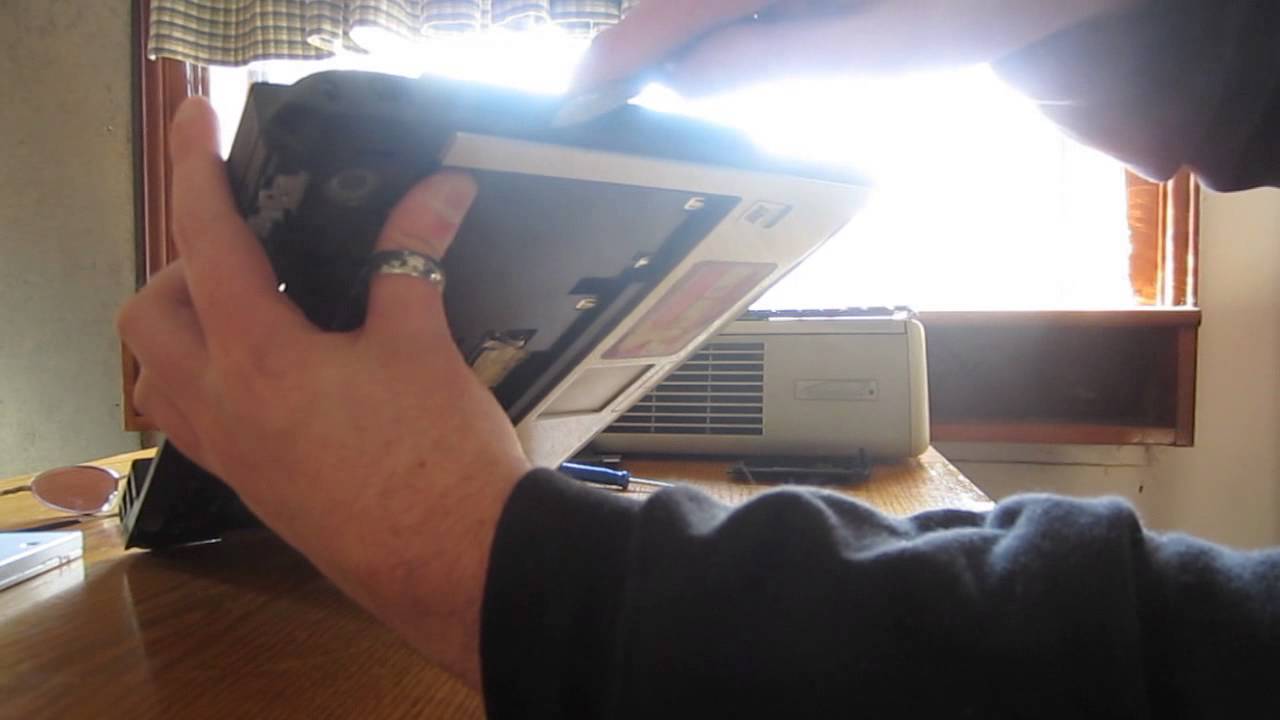 How To Take Apart Any Laptop. - YouTube