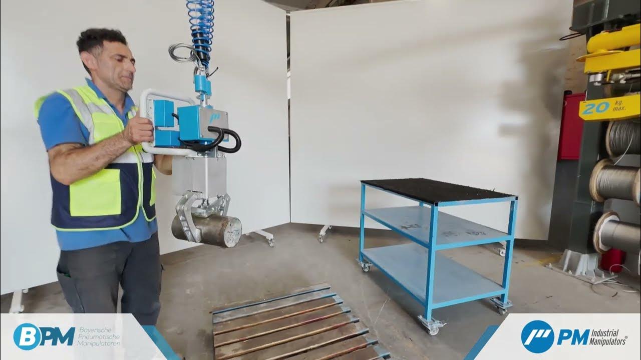 Nut Mold Loading & Unloading - Mechanics - YouTube