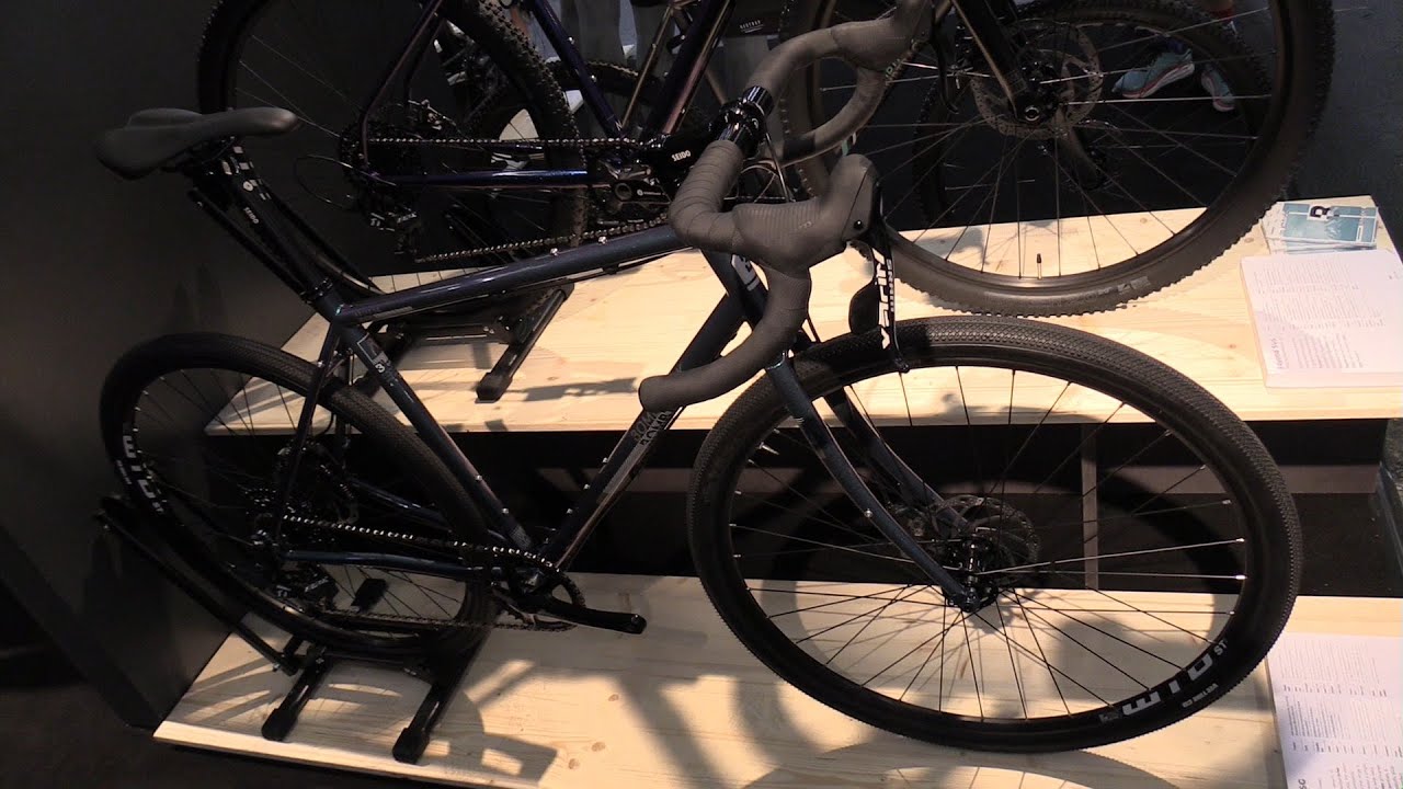 Beautifully Balanced ! 2023 Bombtrack Arise SG Apex Bike - YouTube