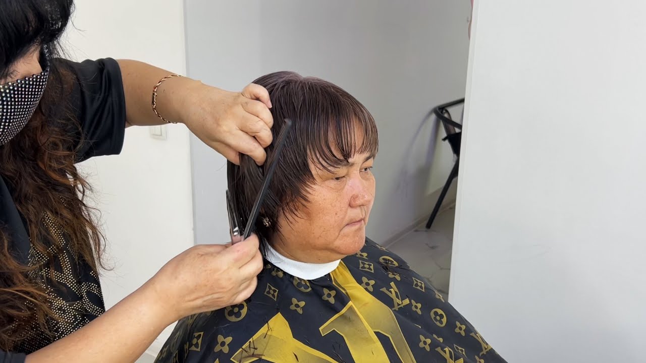 Haircut Cascade / Short haircut . - YouTube