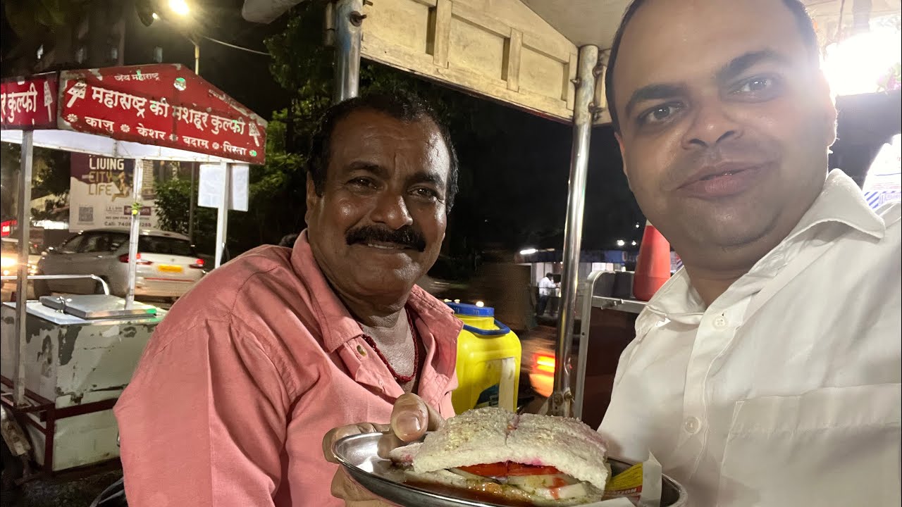 Yoginder sans Sandwich Corner at RAMBAG Kalyan - YouTube