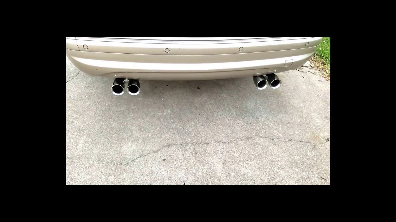 S600 V12 Straight-Pipe Exhaust - Startup/Rev - YouTube
