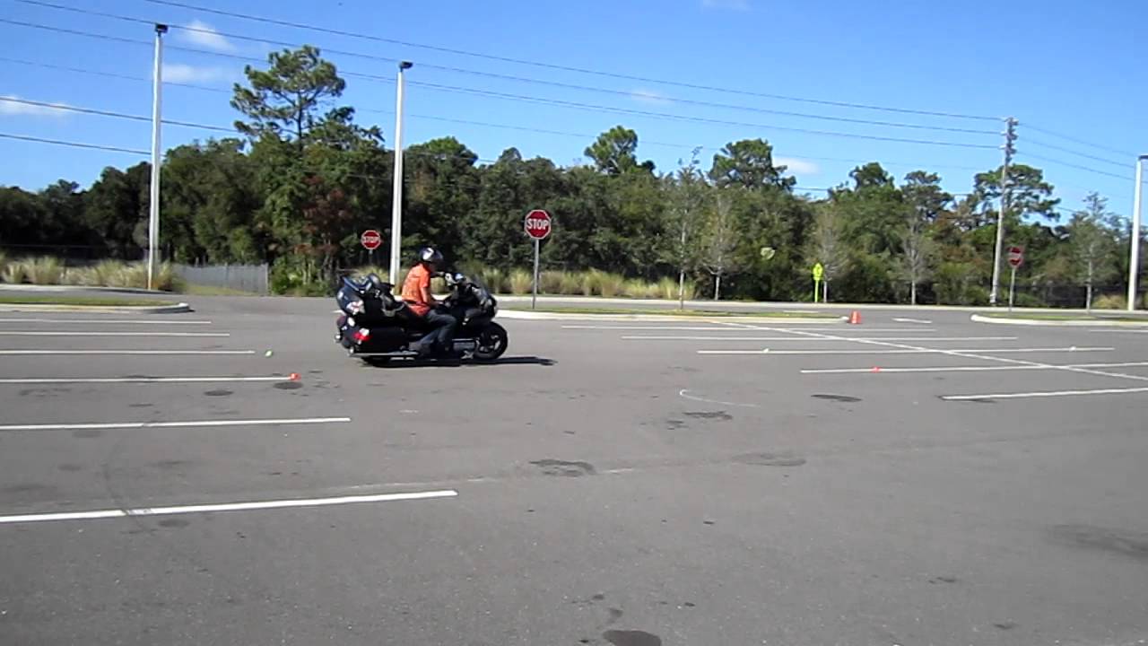 Motorcycle Instruction Course: Honda Goldwing, Harley & Suzuki - YouTube