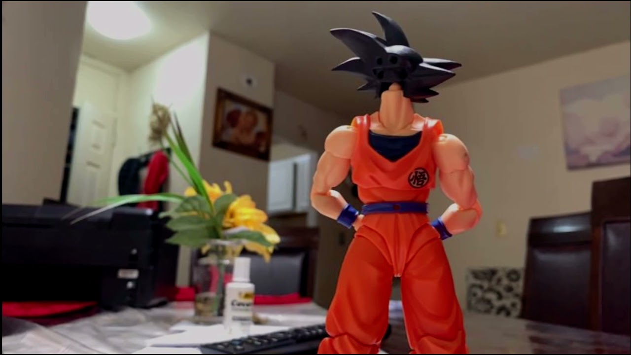 GOKU with no face - YouTube