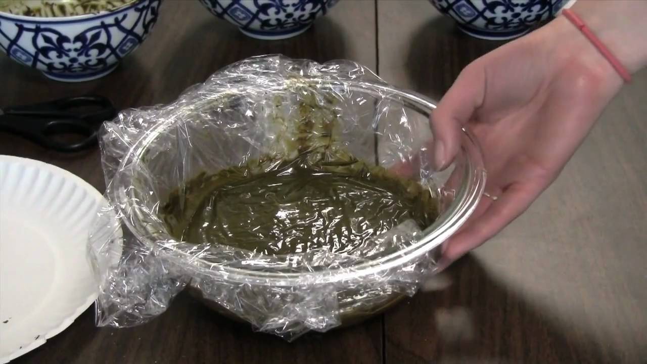 Making henna from scratch - YouTube